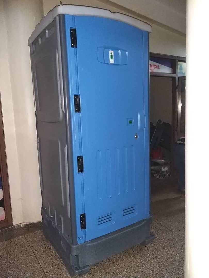 Mobile toilets for hire in Uganda starting from UGX 250K/day.